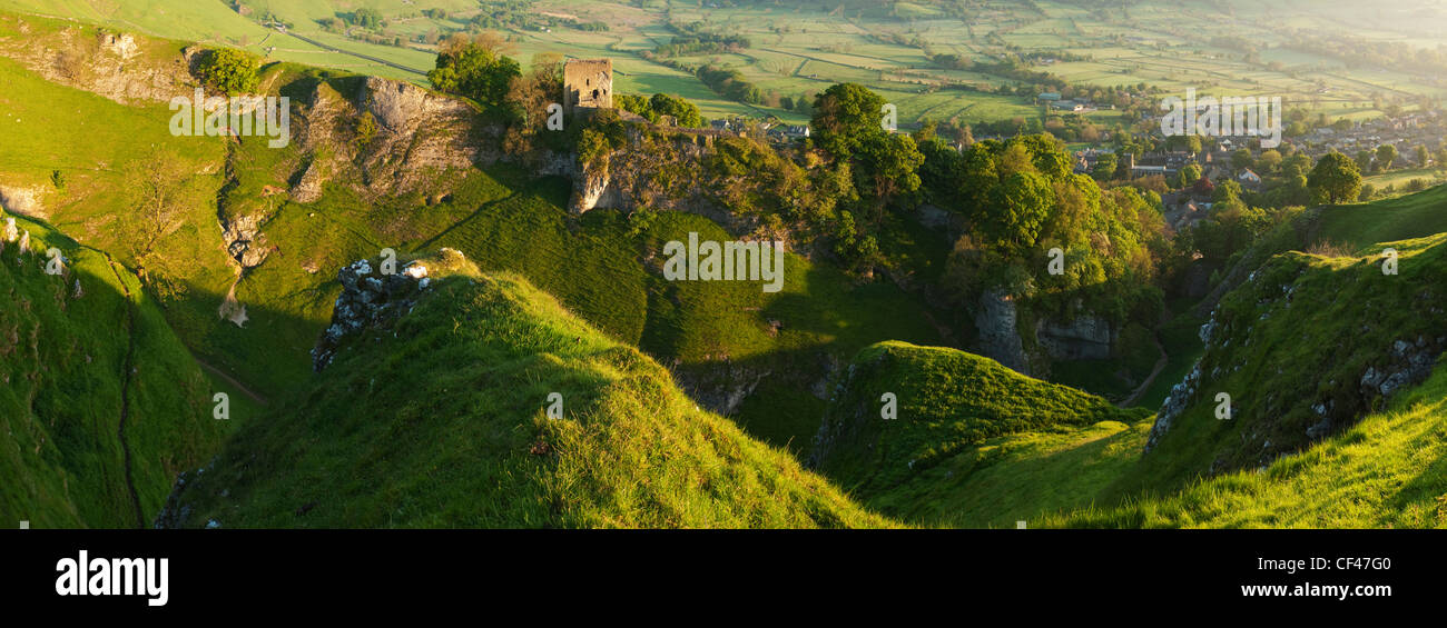 A view of Peveril Castle Stock Photo - Alamy