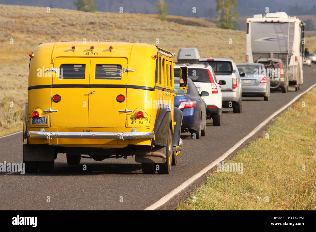 Yellowstone bus hi-res stock photography and images - Alamy