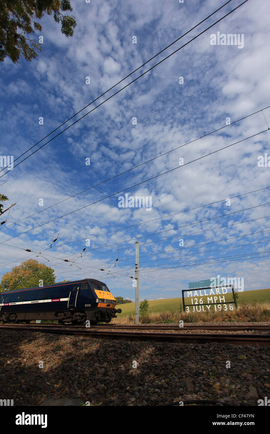 British rail speed record hi-res stock photography and images - Alamy