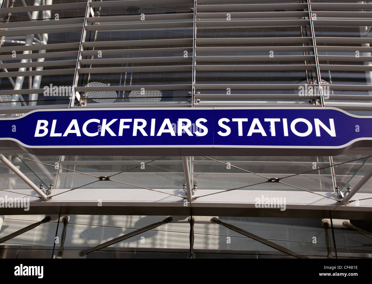New Blackfriars rail and tube station, London Stock Photo - Alamy