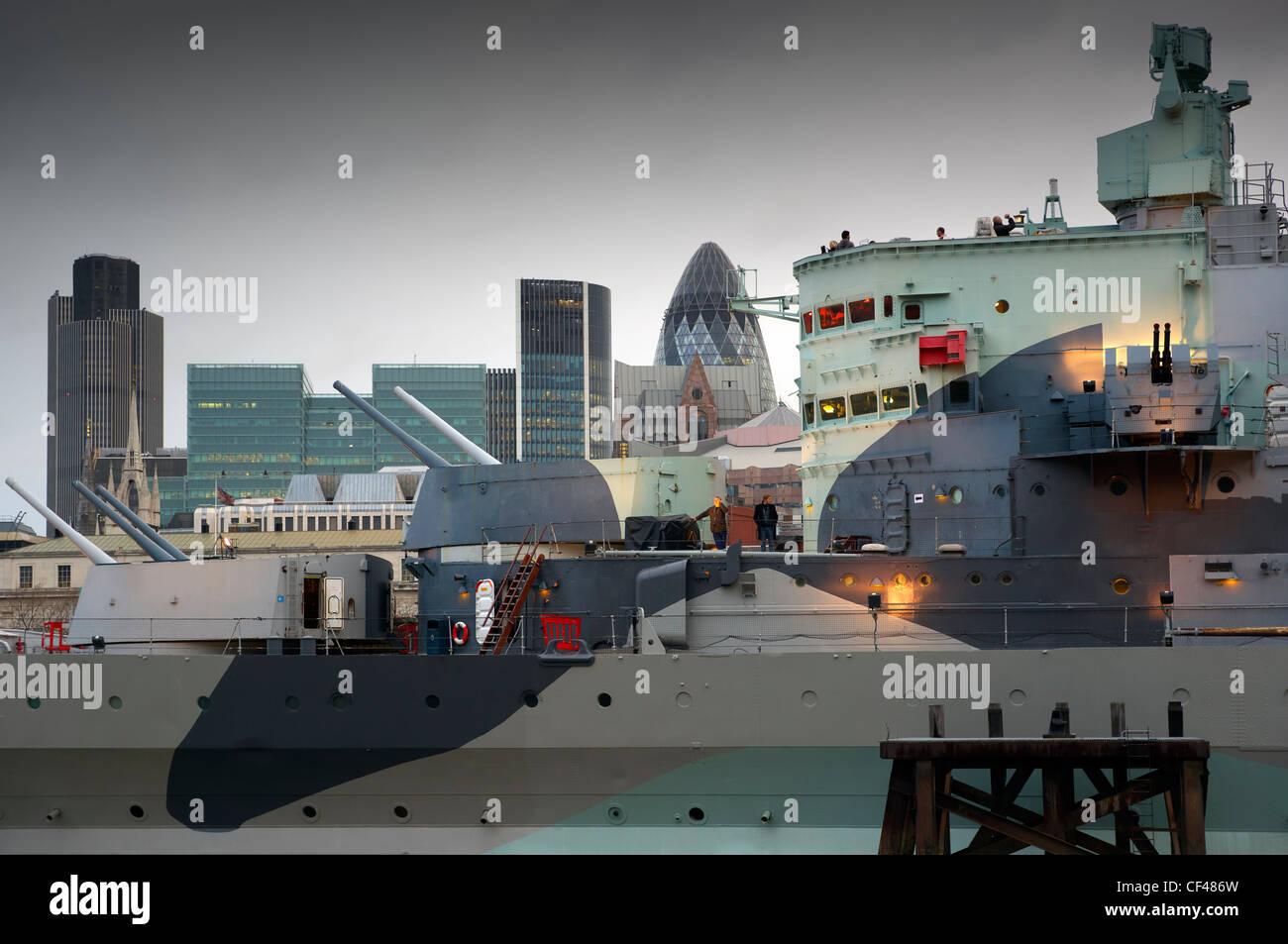 Visit hms belfast hi-res stock photography and images - Alamy