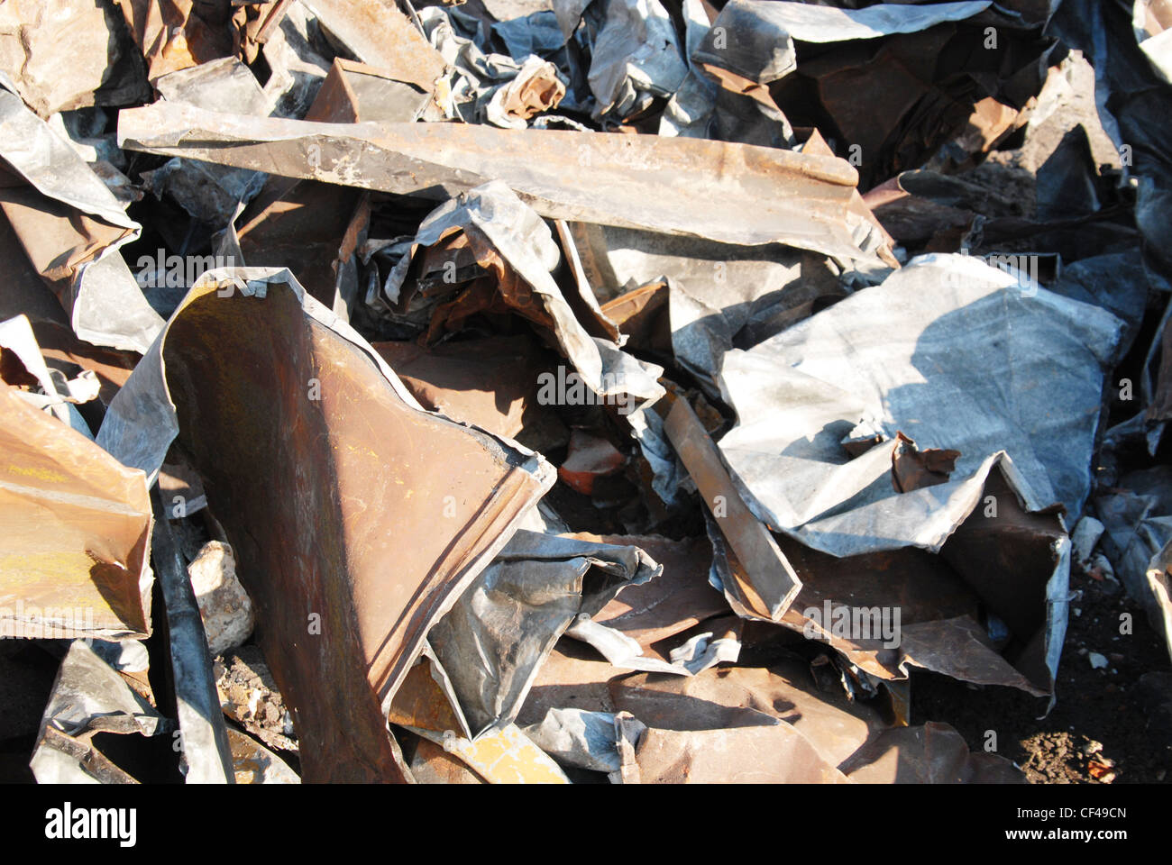 Torn invoice hi-res stock photography and images - Alamy