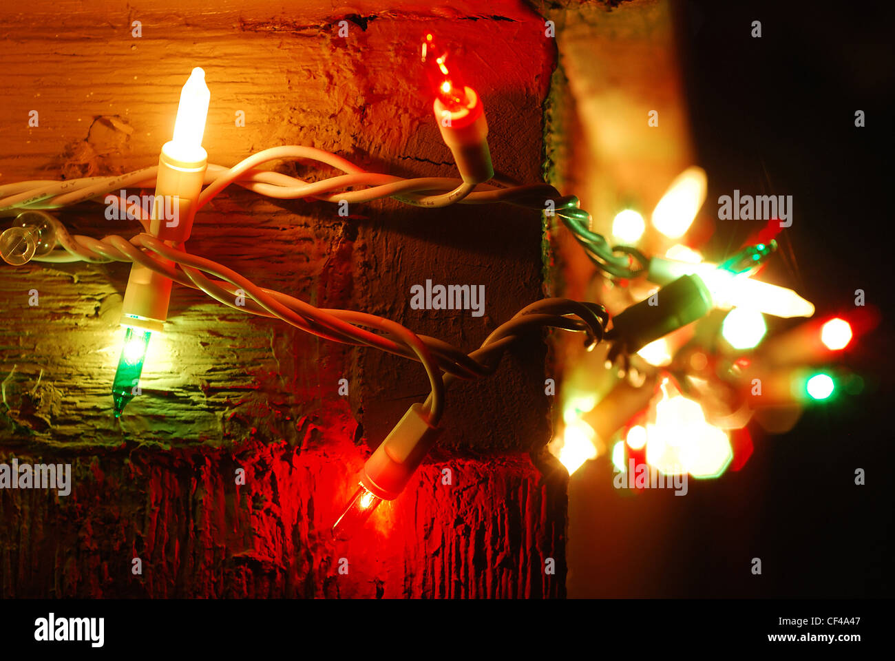 String line of lights hi-res stock photography and images - Alamy
