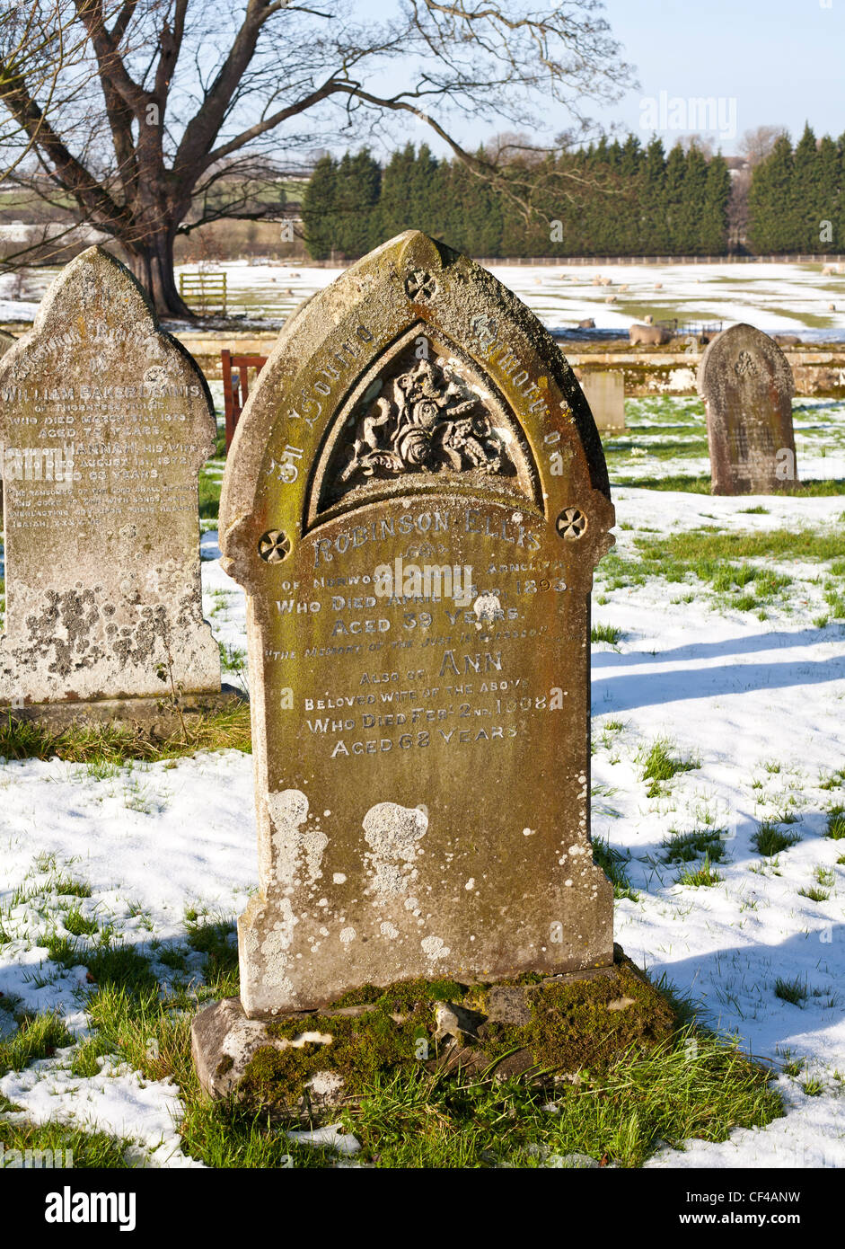Graves stone weathering hi-res stock photography and images - Alamy