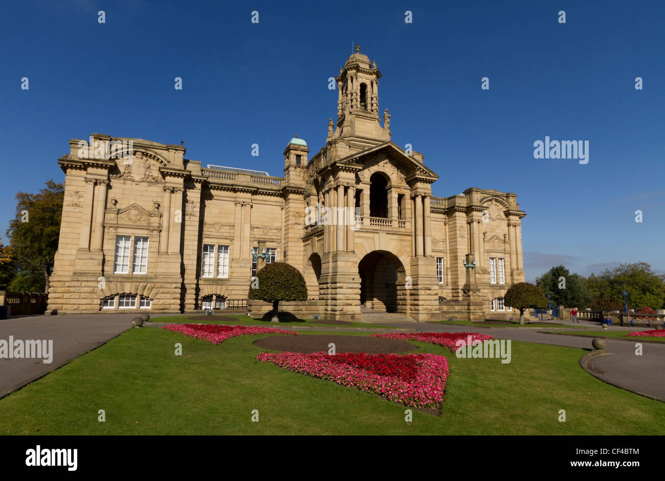 Cartwright Hall, opened 1904, is Bradfords civic art gallery. It's ...
