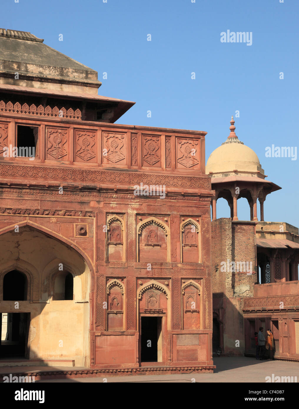 India, Uttar Pradesh, Agra, Fort, courtyard Stock Photo - Alamy