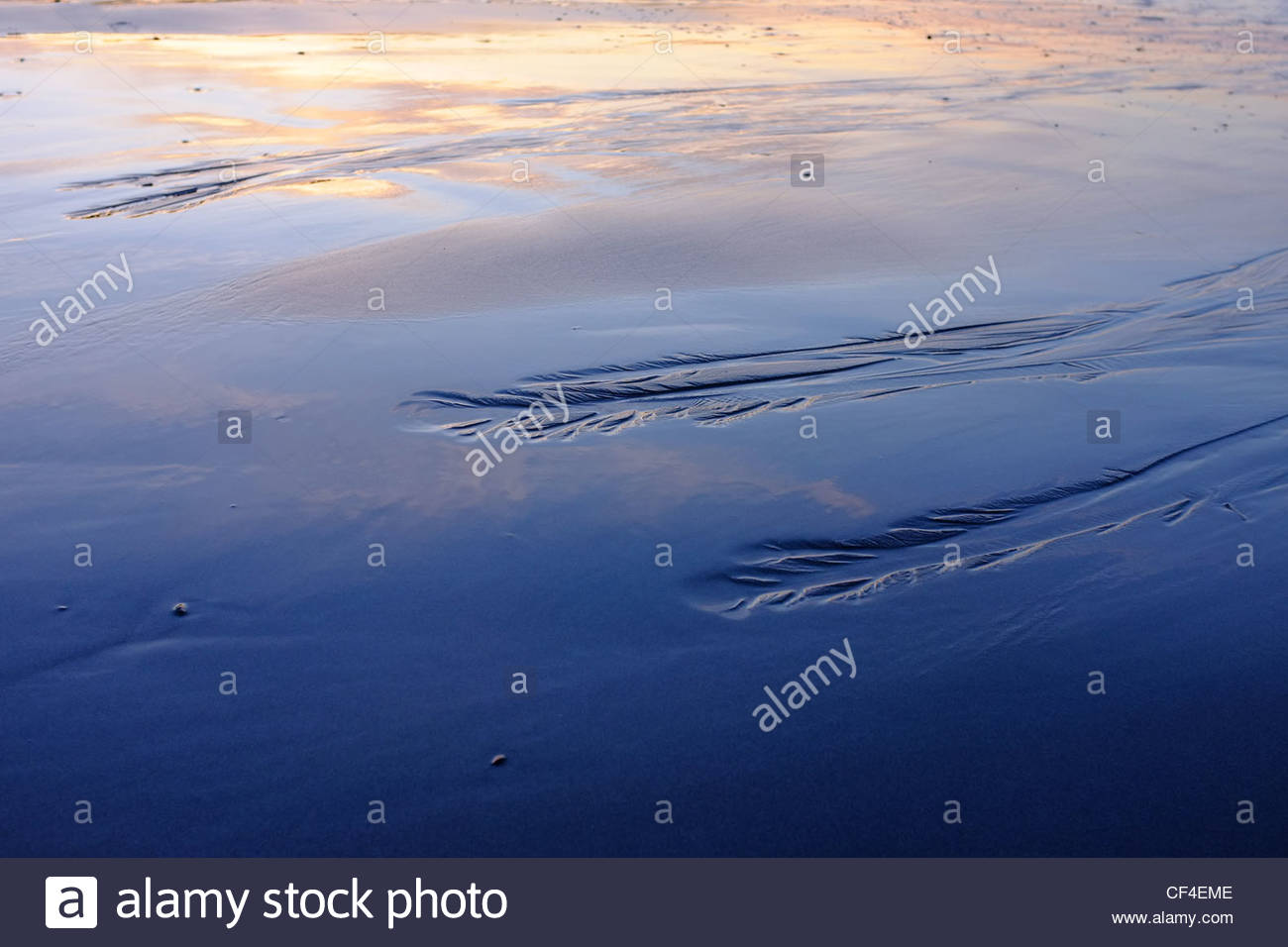 Receding Tide Patterns High Resolution Stock Photography and Images - Alamy