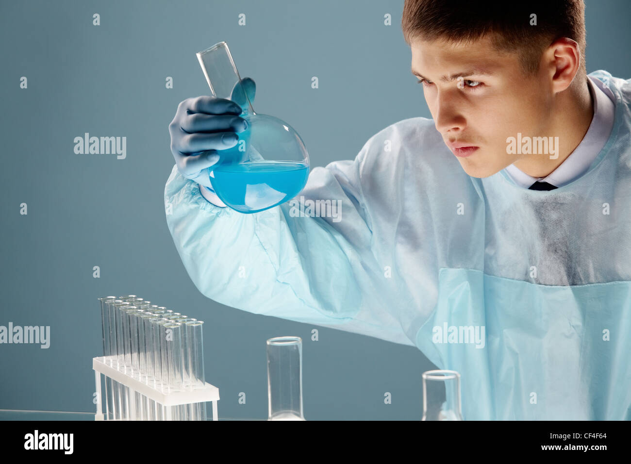 Standing in a beaker hi-res stock photography and images - Alamy