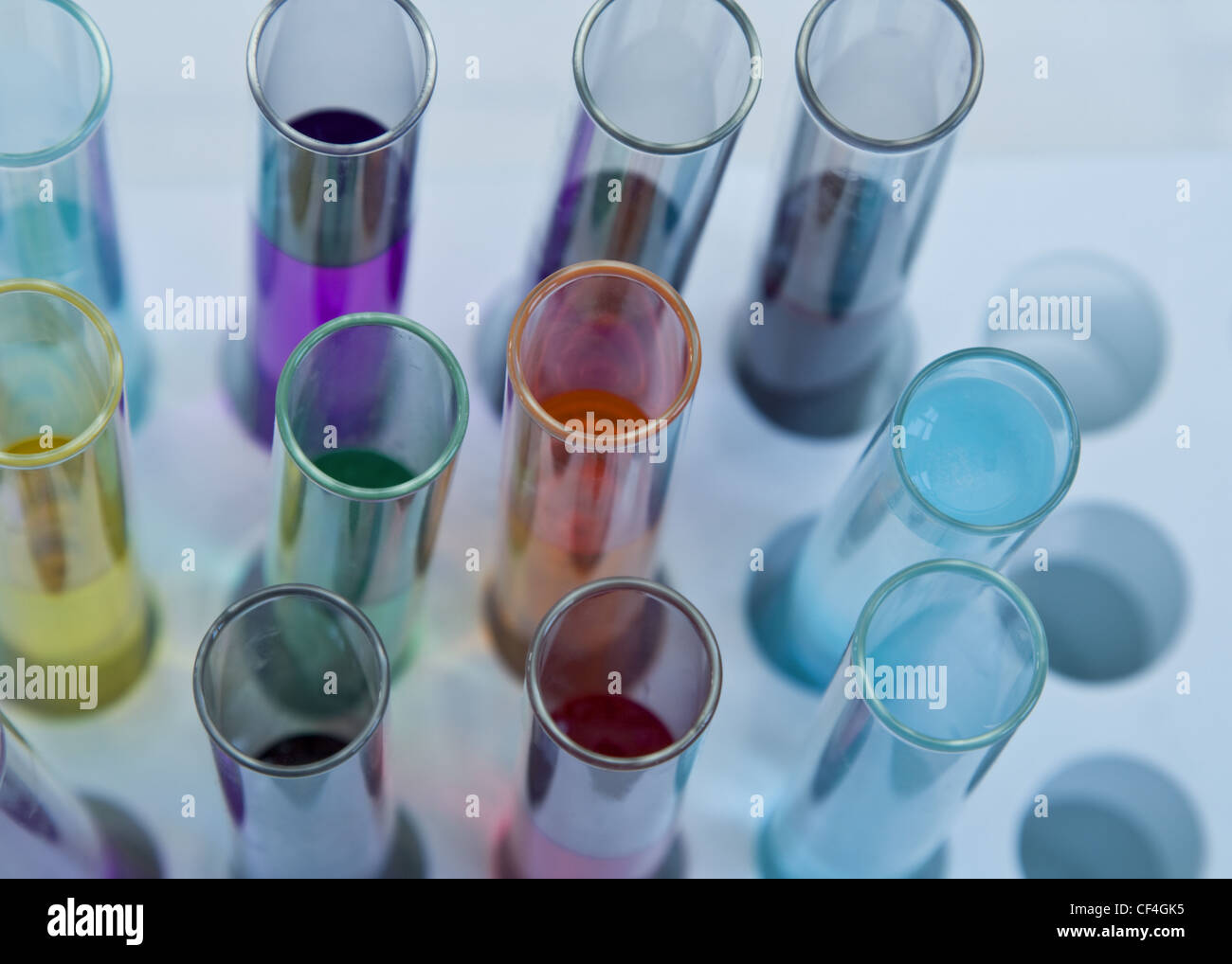 Solutions test tubes hi-res stock photography and images - Alamy