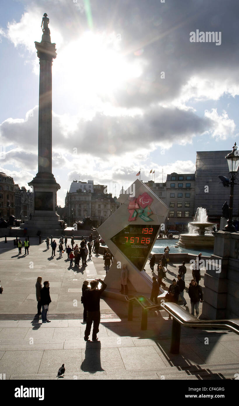 Olympic Games Countdown Clock Trafalgar Square London Stock Photo - Alamy