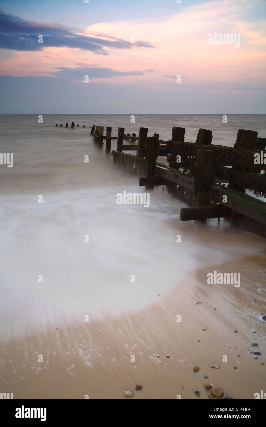 Timber breakwater hi-res stock photography and images - Alamy
