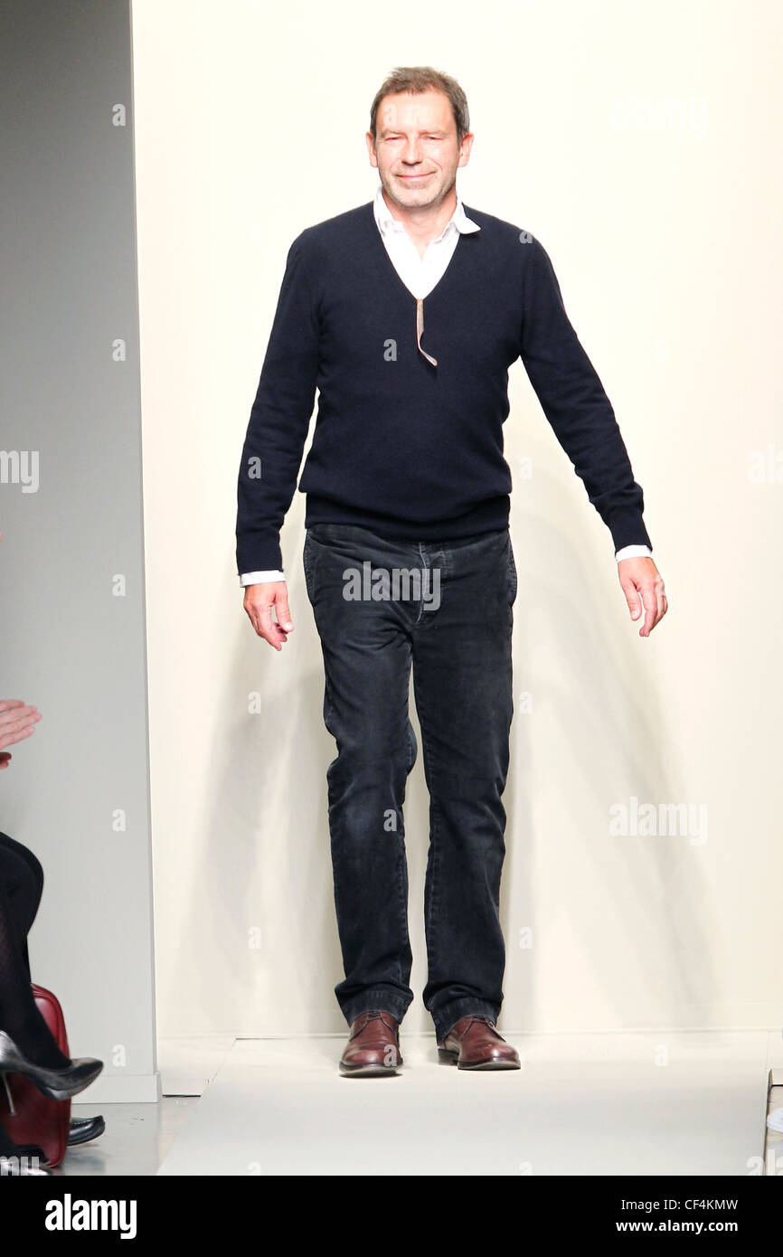 Bottega Veneta Milan Ready to Wear Autumn Winter 2011 2012 Fashion ...