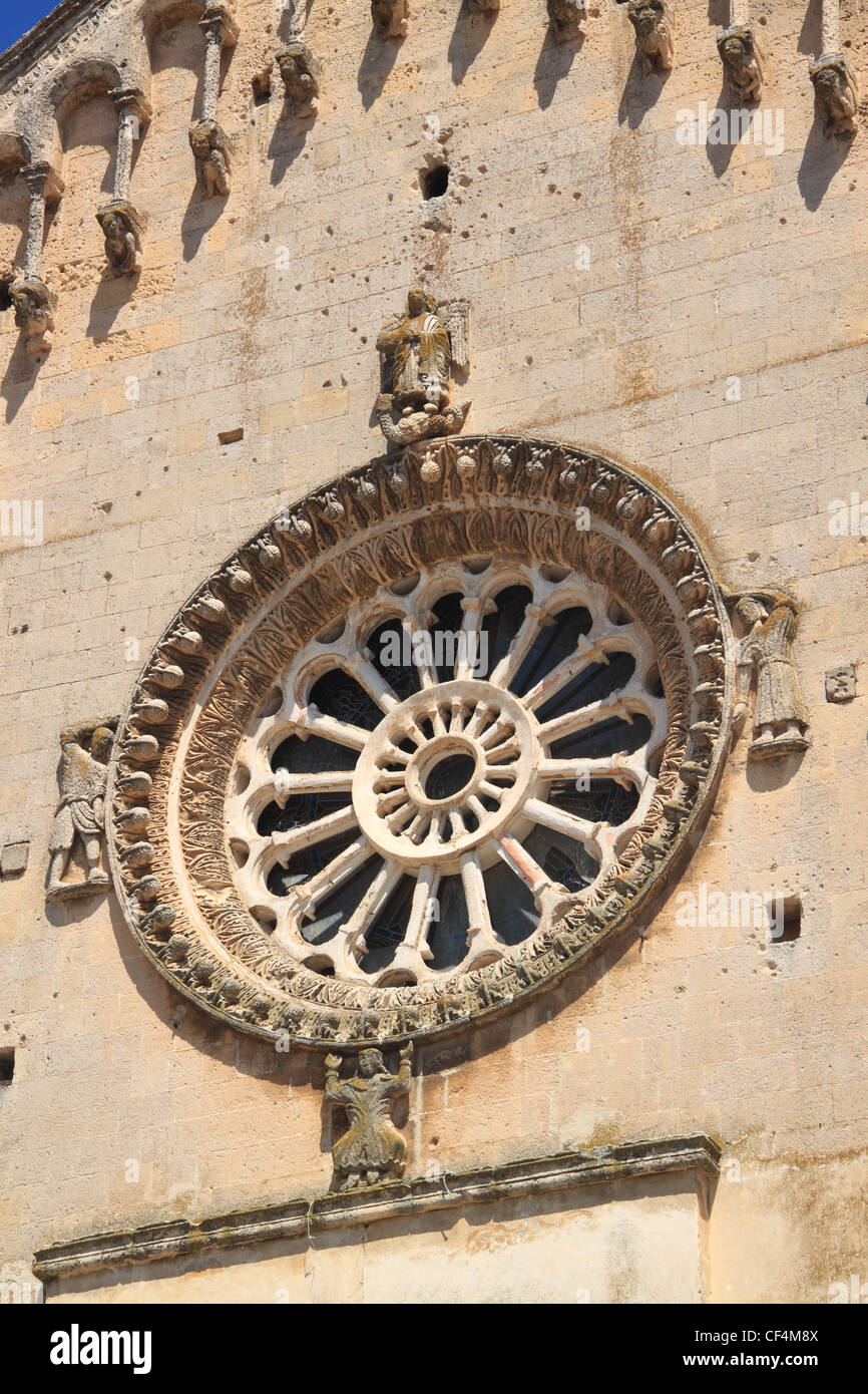 Stone mullions window frame hi-res stock photography and images - Alamy