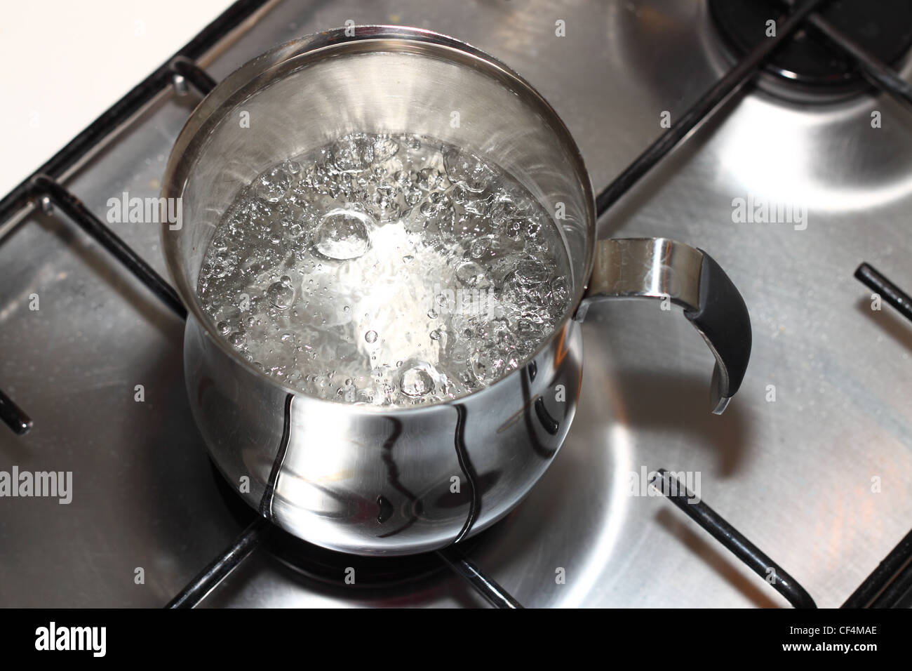 Boiling tea hi-res stock photography and images - Alamy