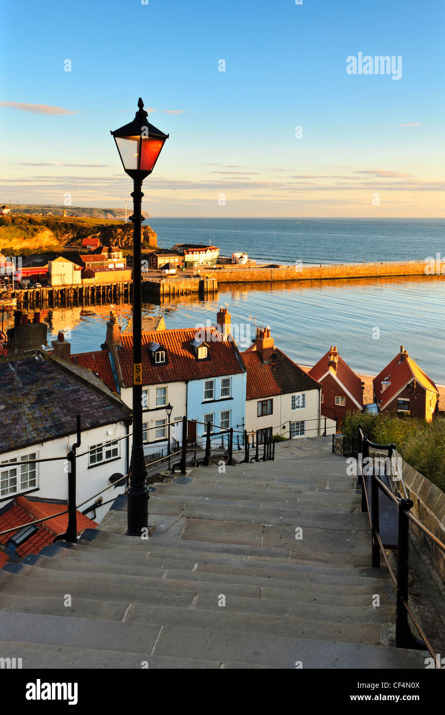Whitby harbour steps hi-res stock photography and images - Alamy