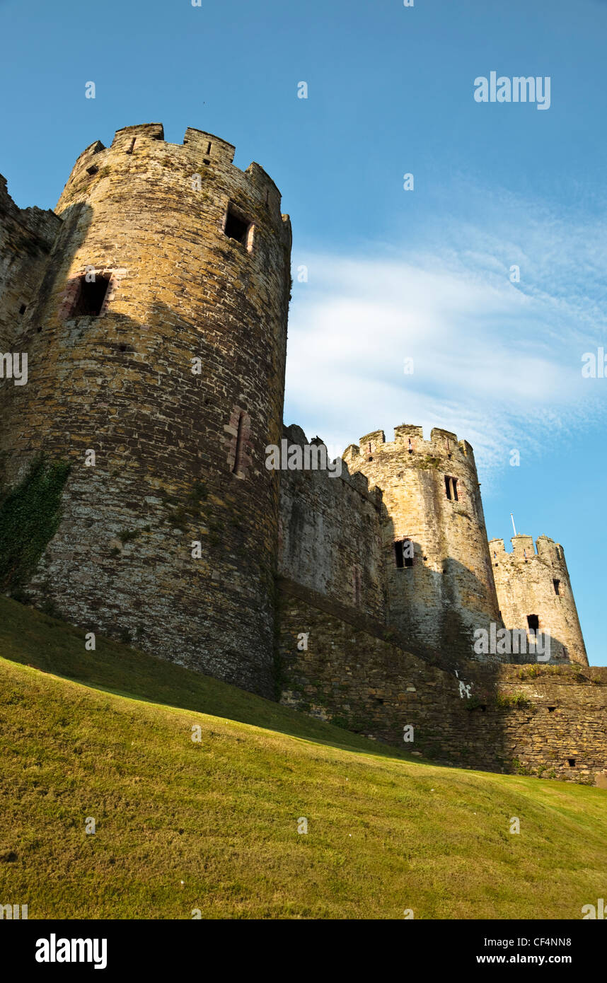 Huge round towers of Conwy Castle, constructed by the English monarch ...