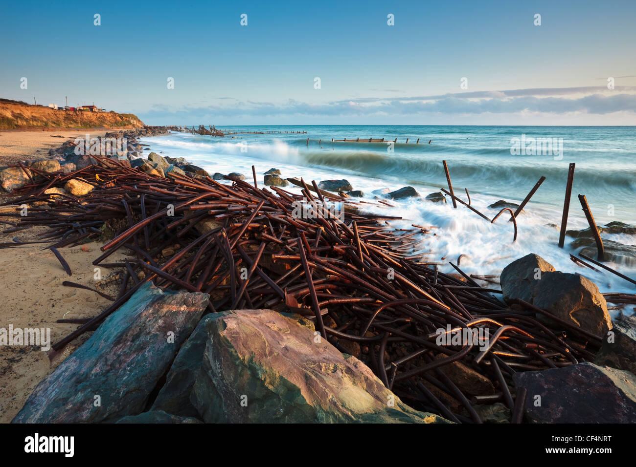 Sea defence structures hi-res stock photography and images - Alamy