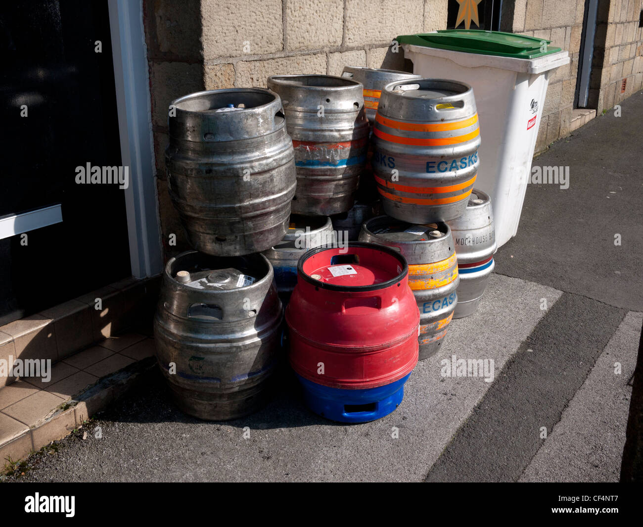 Beer Casks High Resolution Stock Photography and Images - Alamy