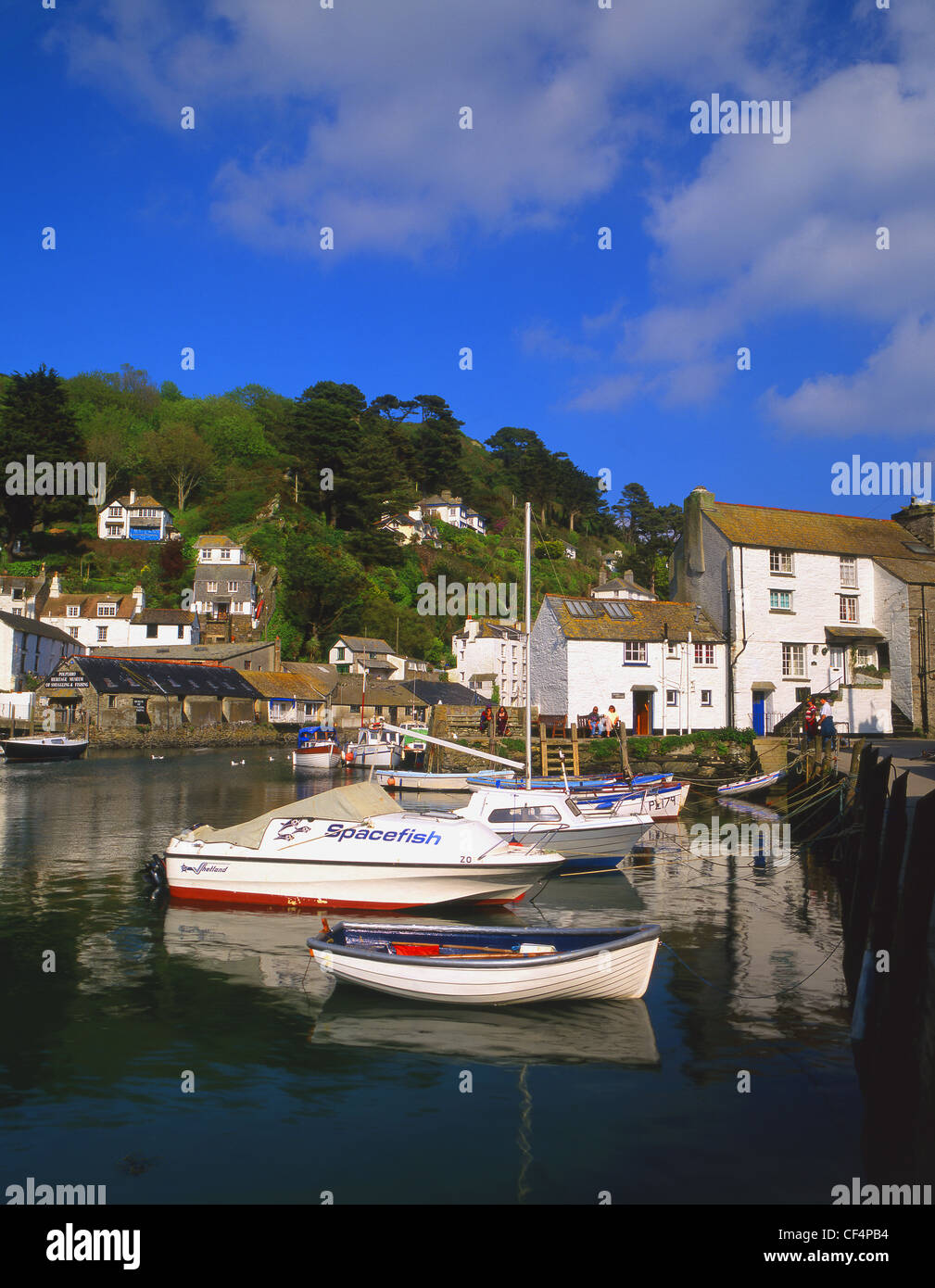 Polperro looe hi-res stock photography and images - Alamy