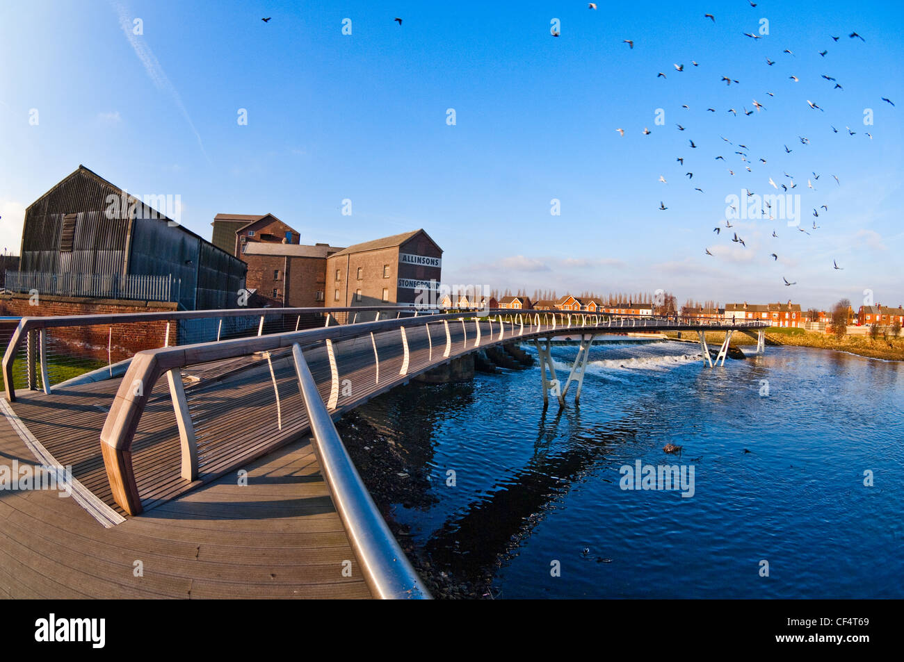 The Castleford Bridge, a new 130 metre long 'S' shaped pedestrian ...