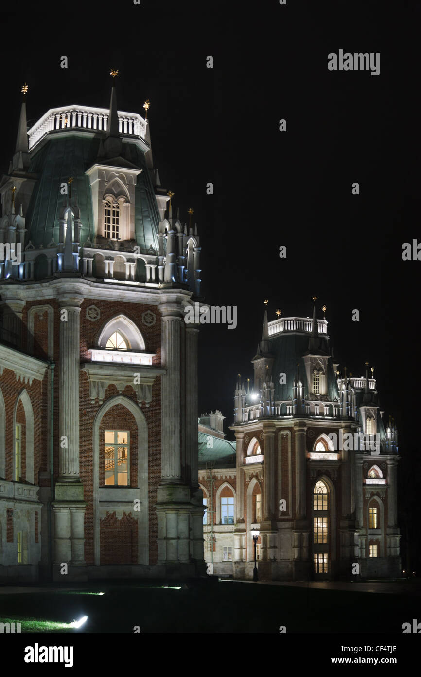Nightlighting castle of State historical and architectural museum ...