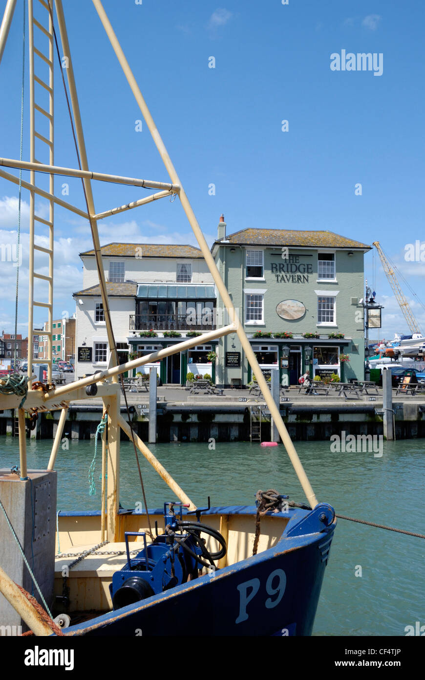 Camber Dock fishing port and The Bridge Tavern in Old Portsmouth Stock ...
