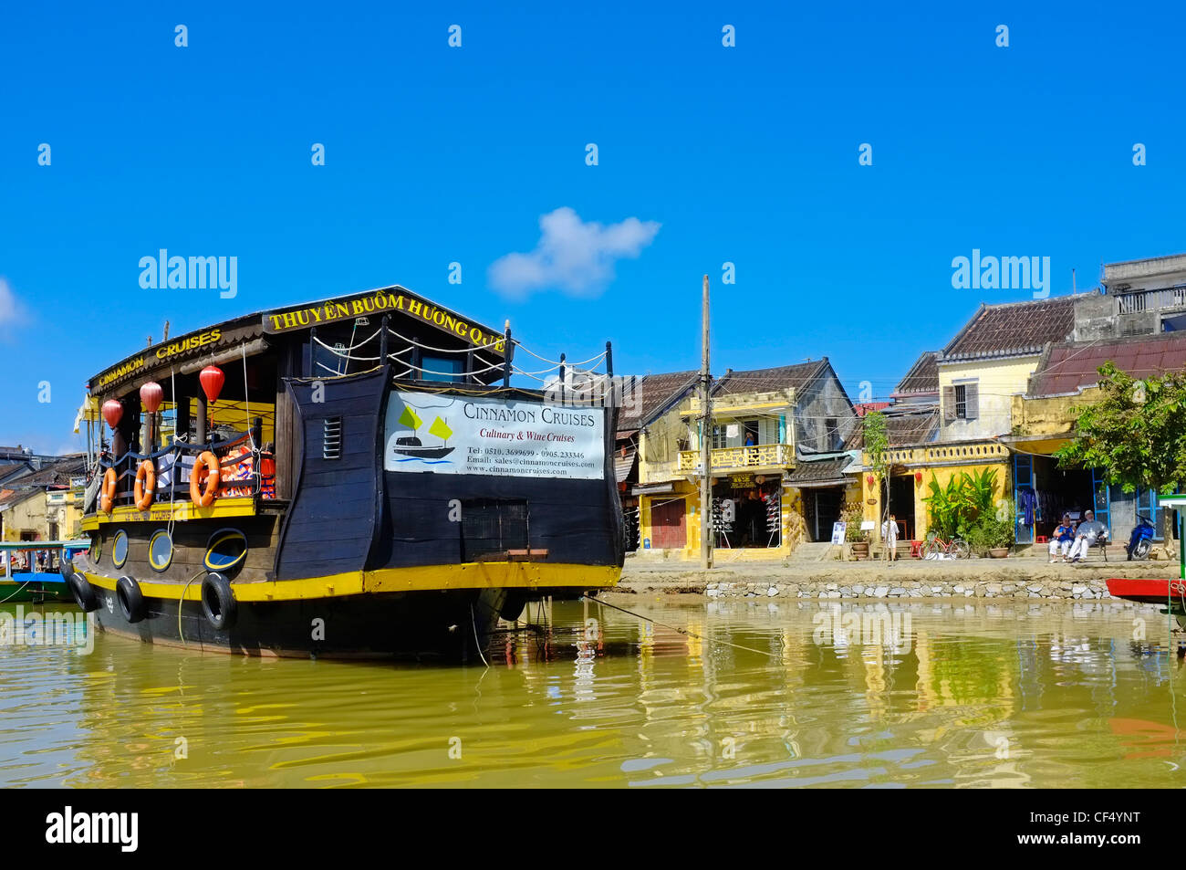 Tourist cruise boat, Thu Bon river, Hoi An, Vietnam Stock Photo - Alamy