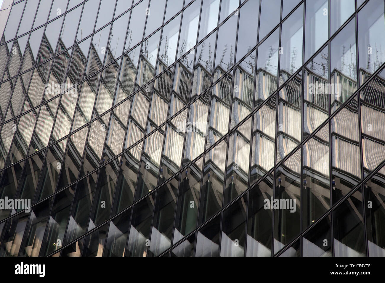 Glass cladding of a modern office building hi-res stock photography and ...