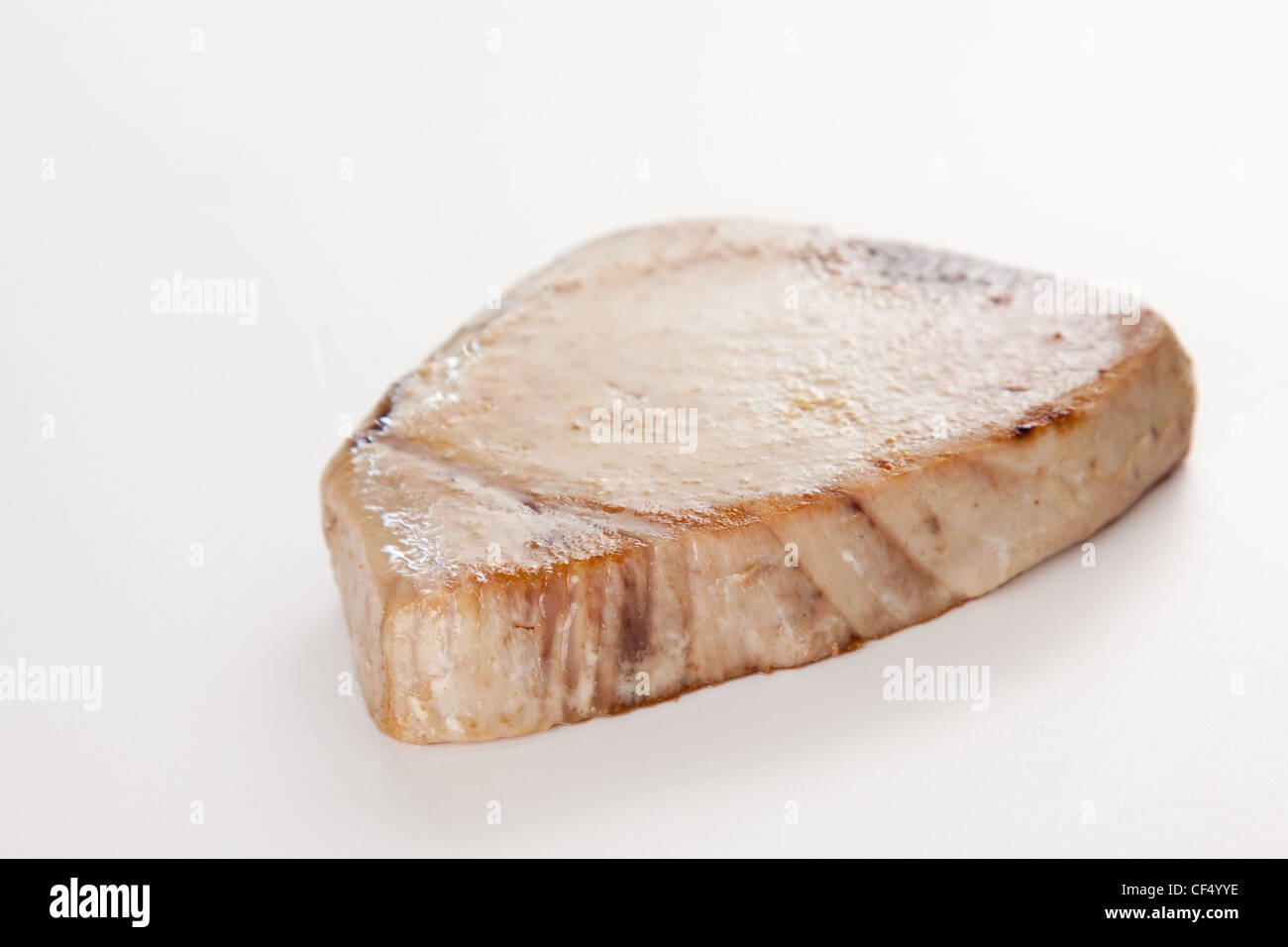 tasty tuna steak prepared whith fresh vegetables Stock Photo - Alamy
