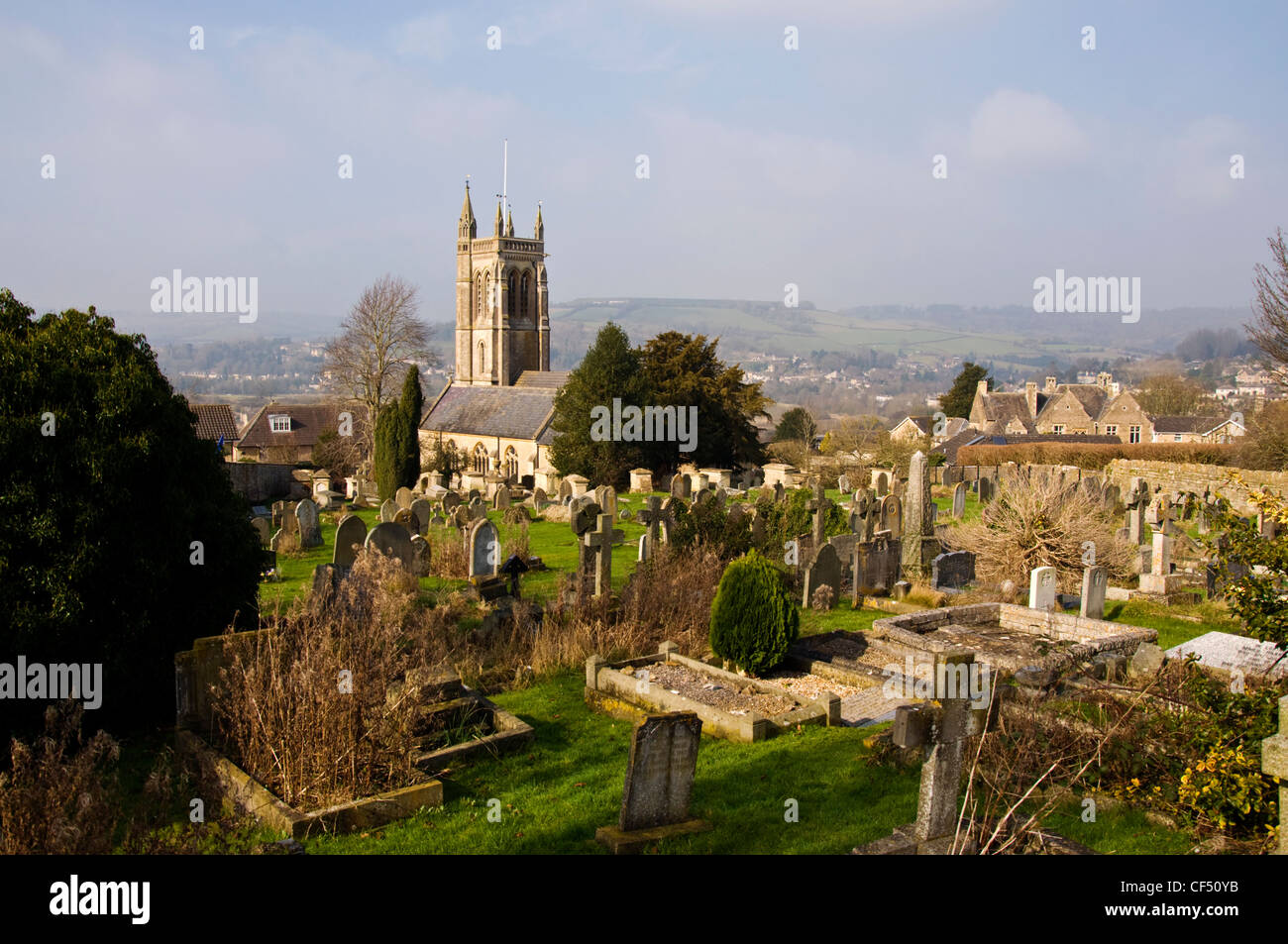 Graveyard cemetery at St Saint Swithun's Church Bathford Stock Photo ...