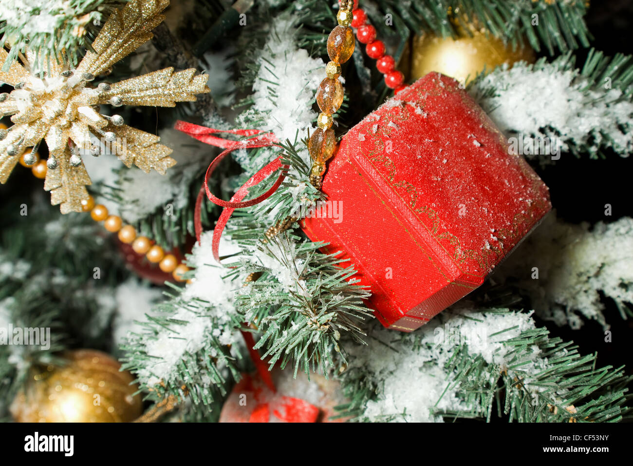 Small boxes hi-res stock photography and images - Alamy