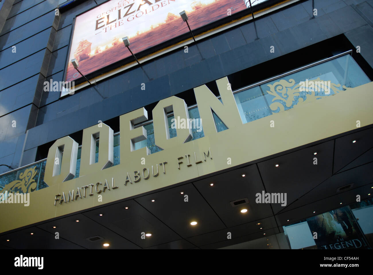 Cinema exterior hi-res stock photography and images - Alamy