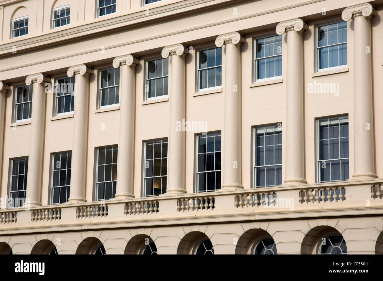 Attractive terraced buildings hi-res stock photography and images - Alamy