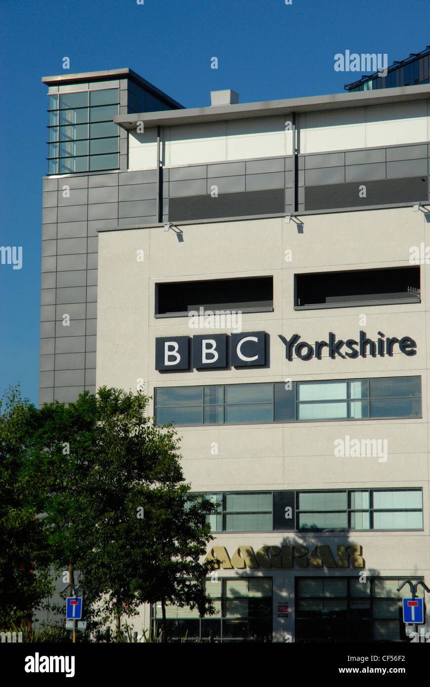 Bbc leeds building hi-res stock photography and images - Alamy