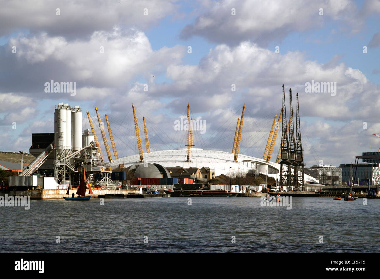 The o2 millenium dome london hi-res stock photography and images - Alamy