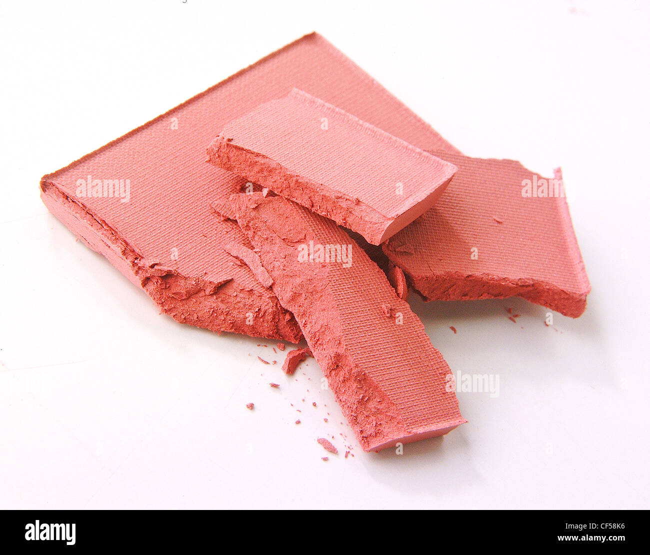Broken powder compact hi-res stock photography and images - Alamy