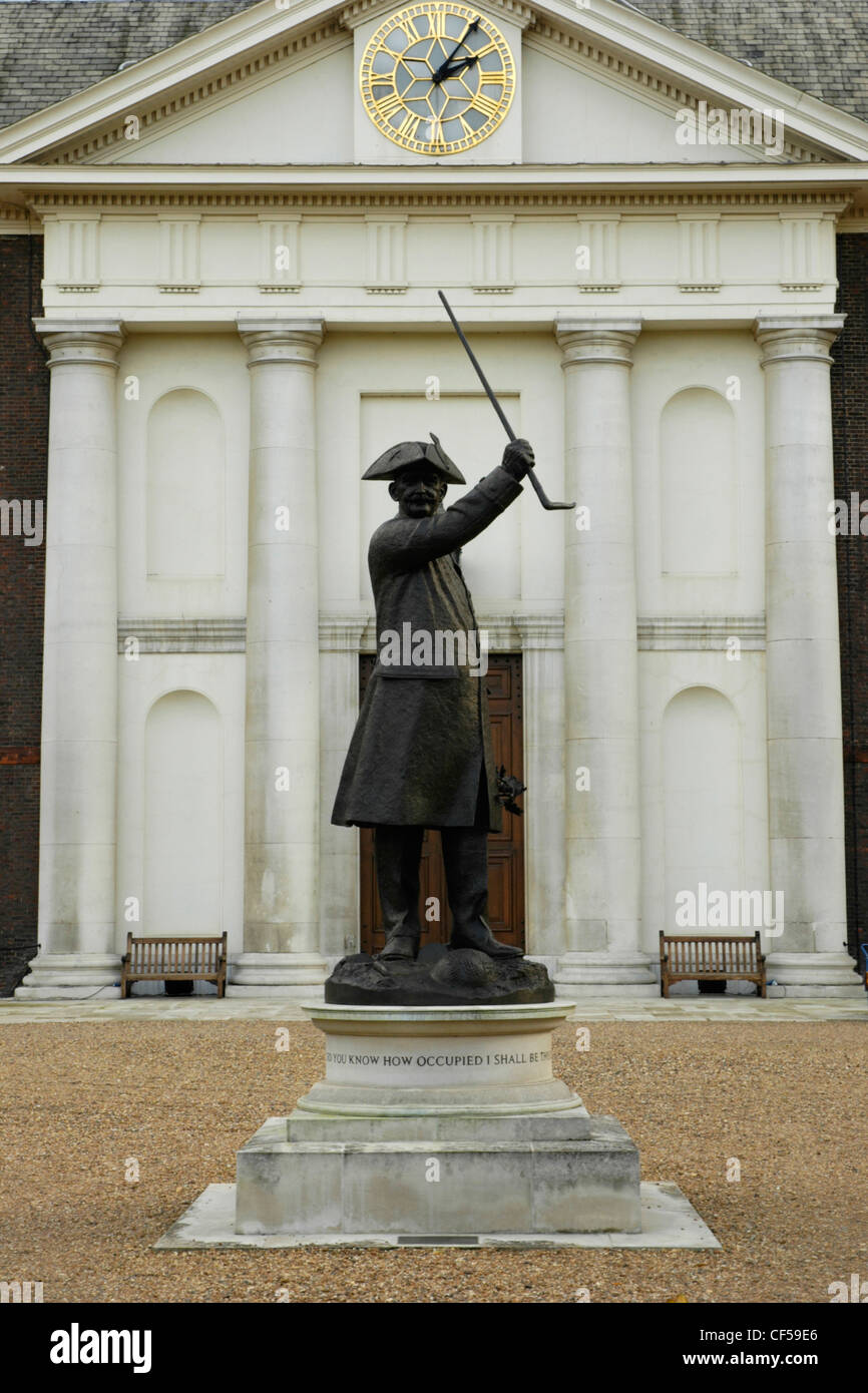 Royal chelsea hospital barracks hi-res stock photography and images - Alamy