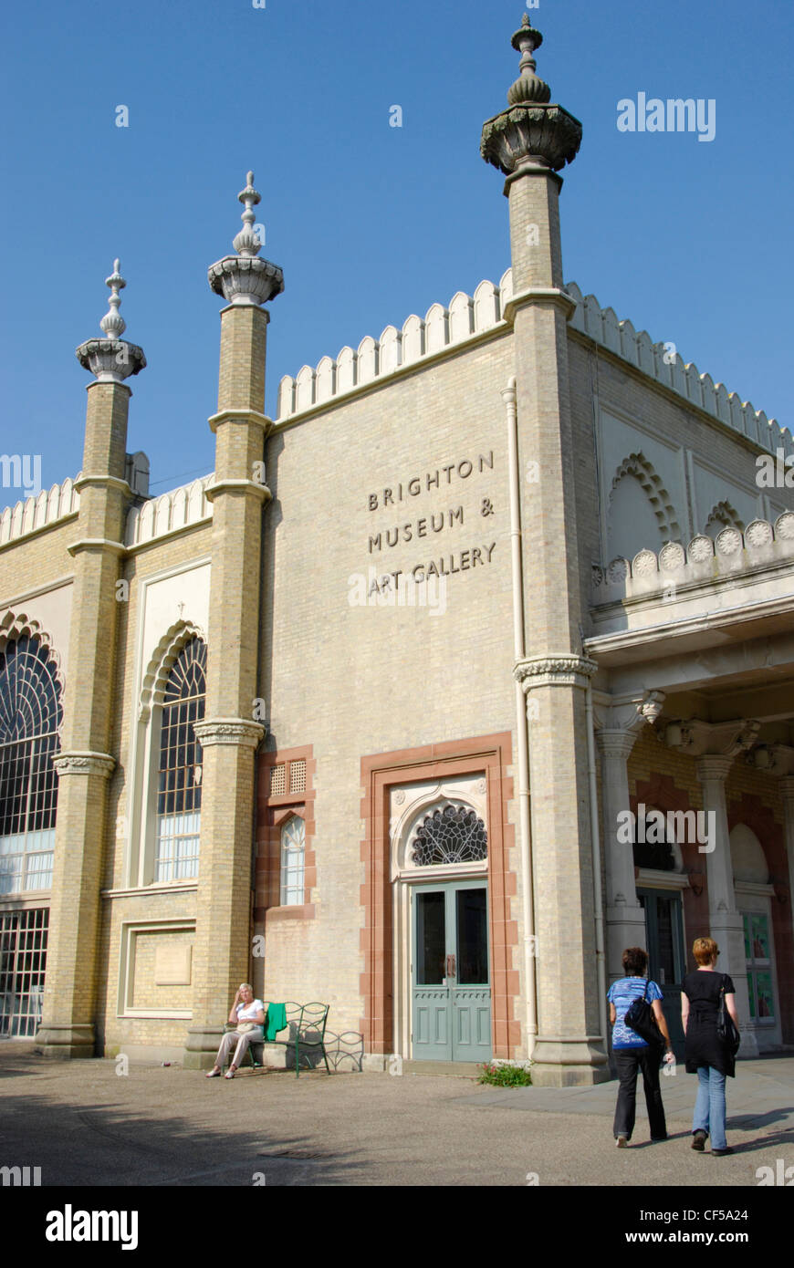 The front of Brighton Museum and Art Gallery Stock Photo - Alamy