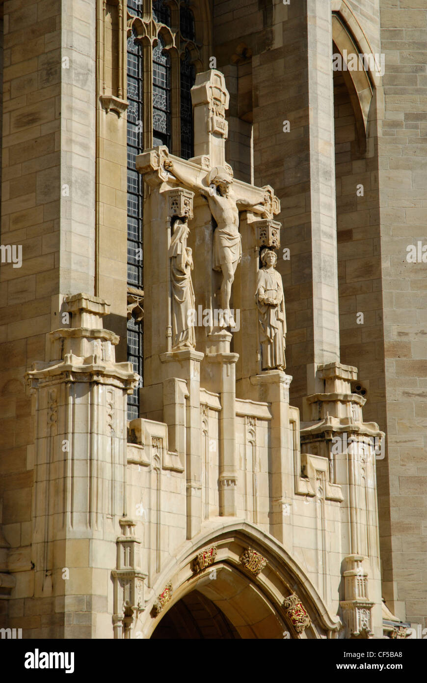 Statues and detail from the exterior walls of Leeds Cathedral Stock ...