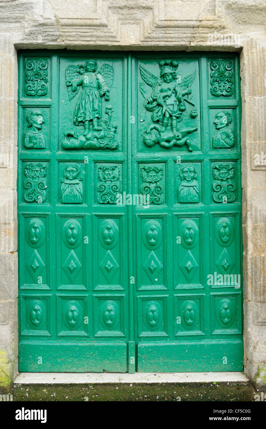 Woman crucified hi-res stock photography and images - Alamy