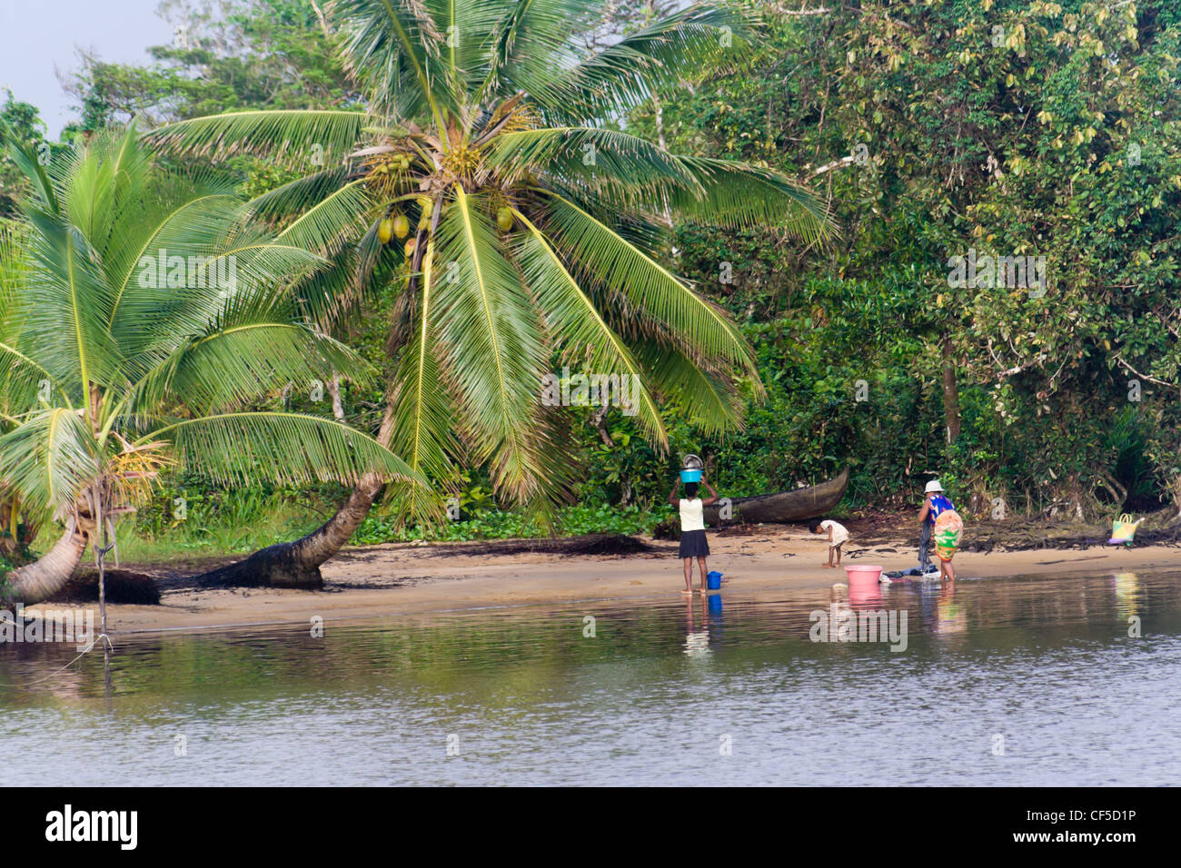 Coastal village of Antongil Bay, east of Madagascar Stock Photo - Alamy