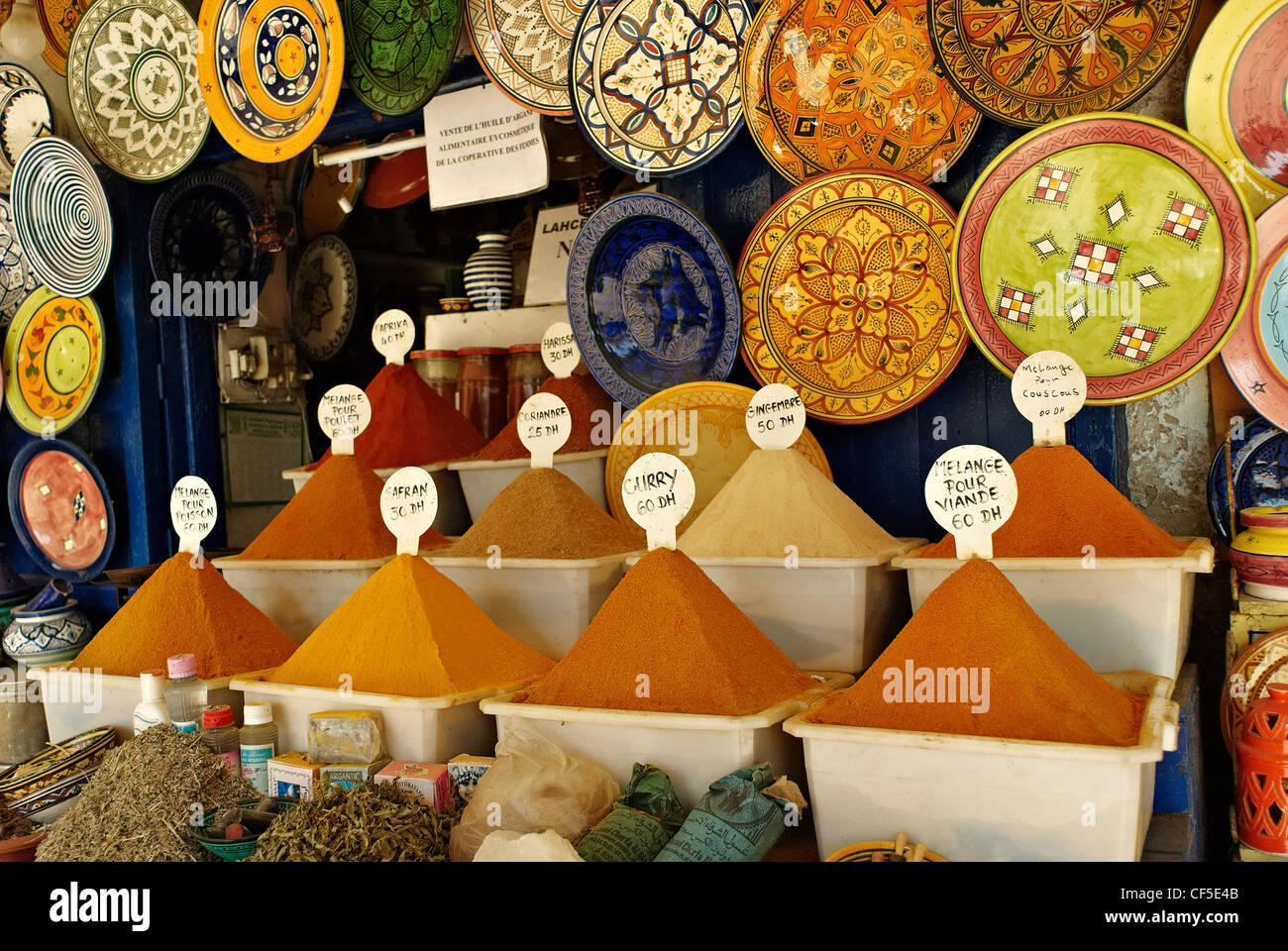 Spices in Arabian market Stock Photo - Alamy