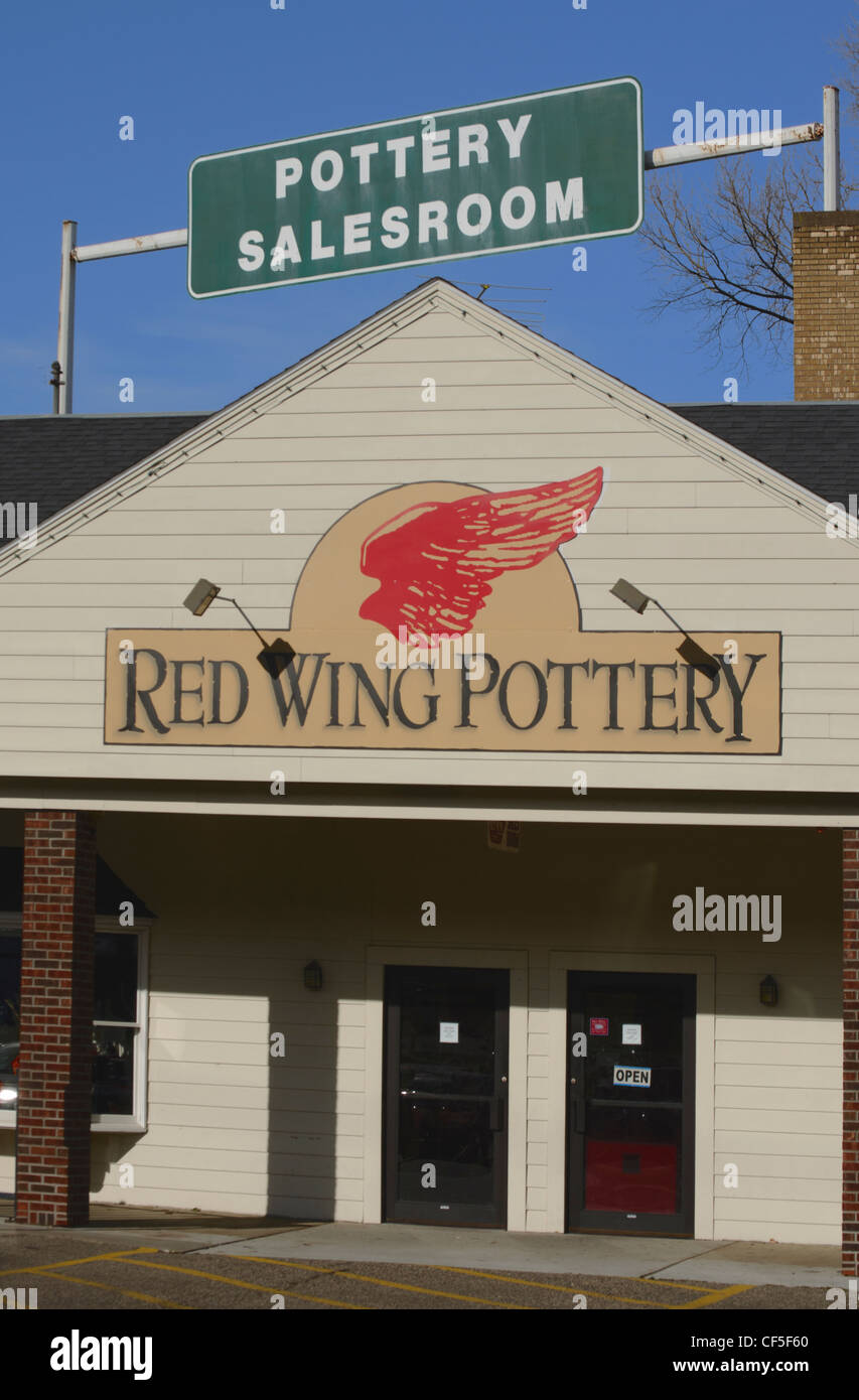 Red Wing Pottery in Red Wing, Minnesota began in the mid-1870s and ...