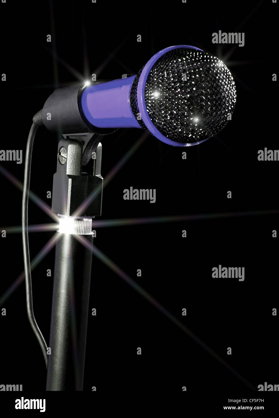 Stage mic hi-res stock photography and images - Alamy