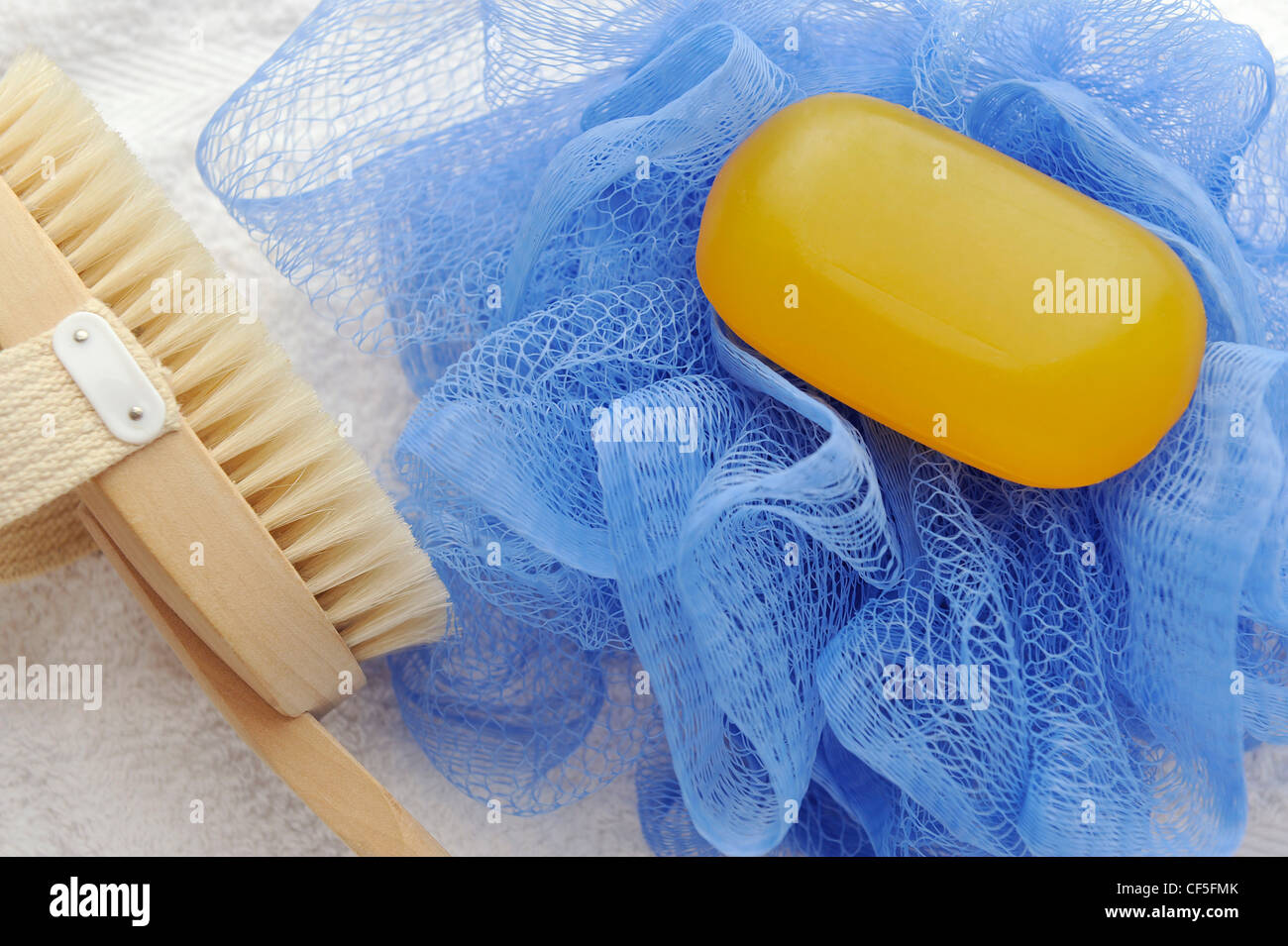 Mesh scrubber hi-res stock photography and images - Alamy