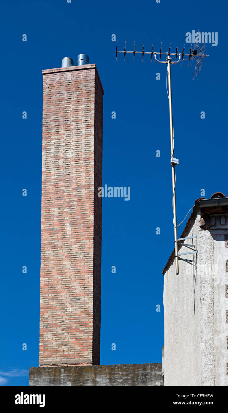 Tall brick chimney hi-res stock photography and images - Alamy