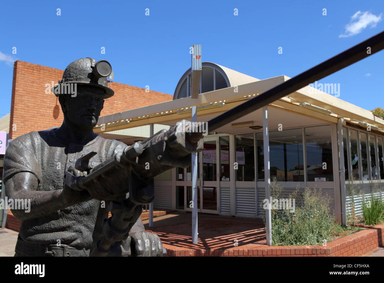 Mining industry statue sculpture hi-res stock photography and images ...