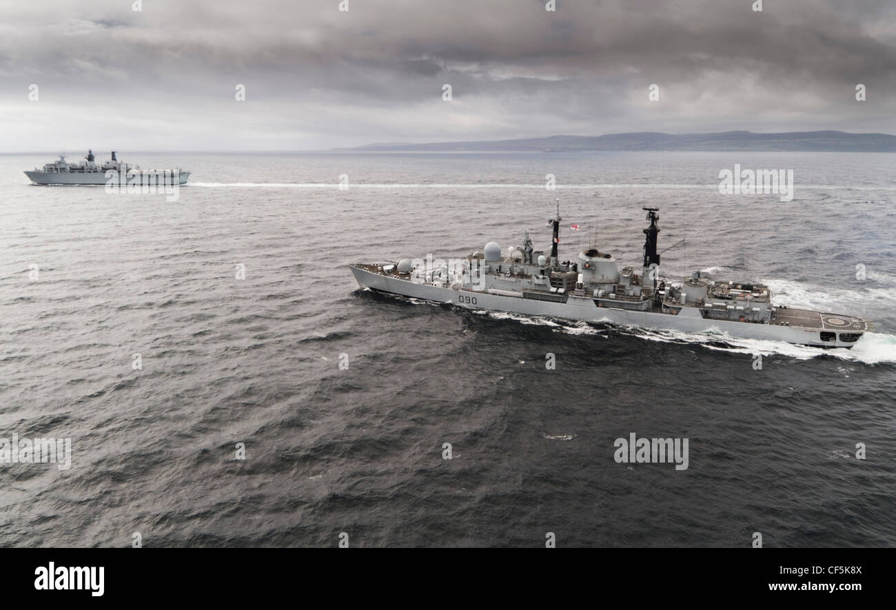 The Royal Navy destroyer HMS Southampton escorting HMS Albion Stock ...