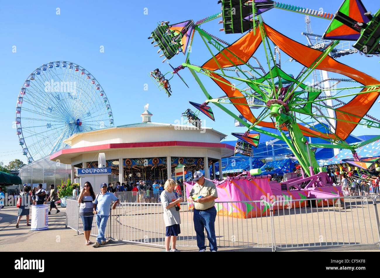 Texas fair rides hi-res stock photography and images - Alamy