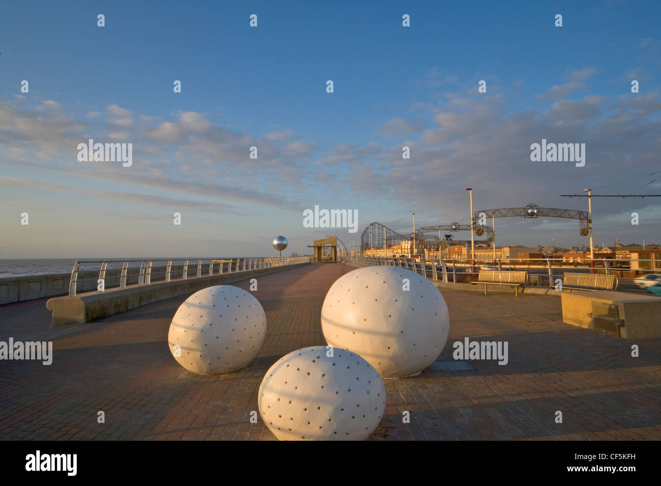 Commissioned art work 'Glam Rocks' by Peter Freeman situated on the ...